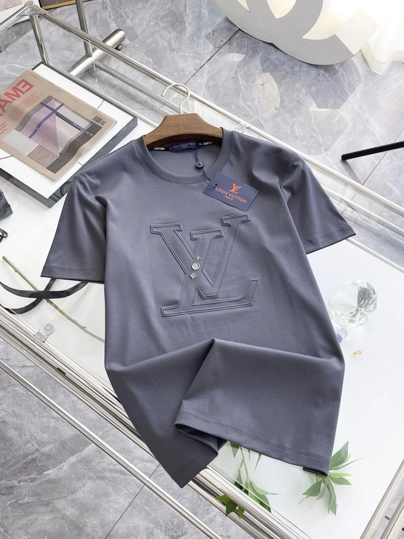 High fidelity Louis Vuitton T-Shirts