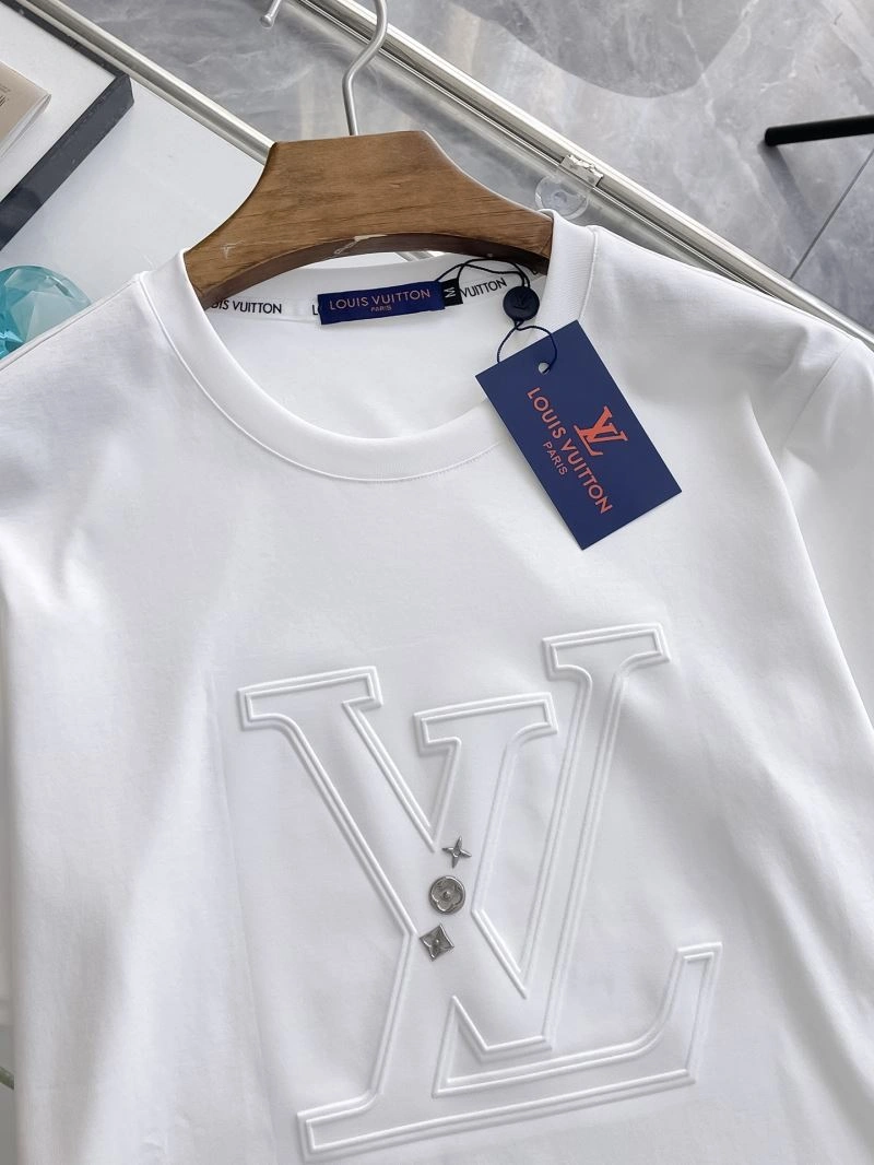 High fidelity Louis Vuitton T-Shirts