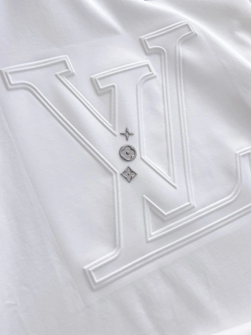 High fidelity Louis Vuitton T-Shirts