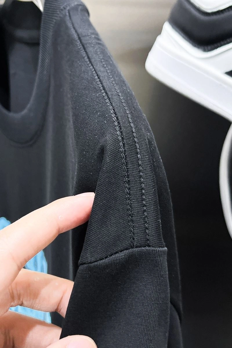Low-cost Louis Vuitton T-Shirts