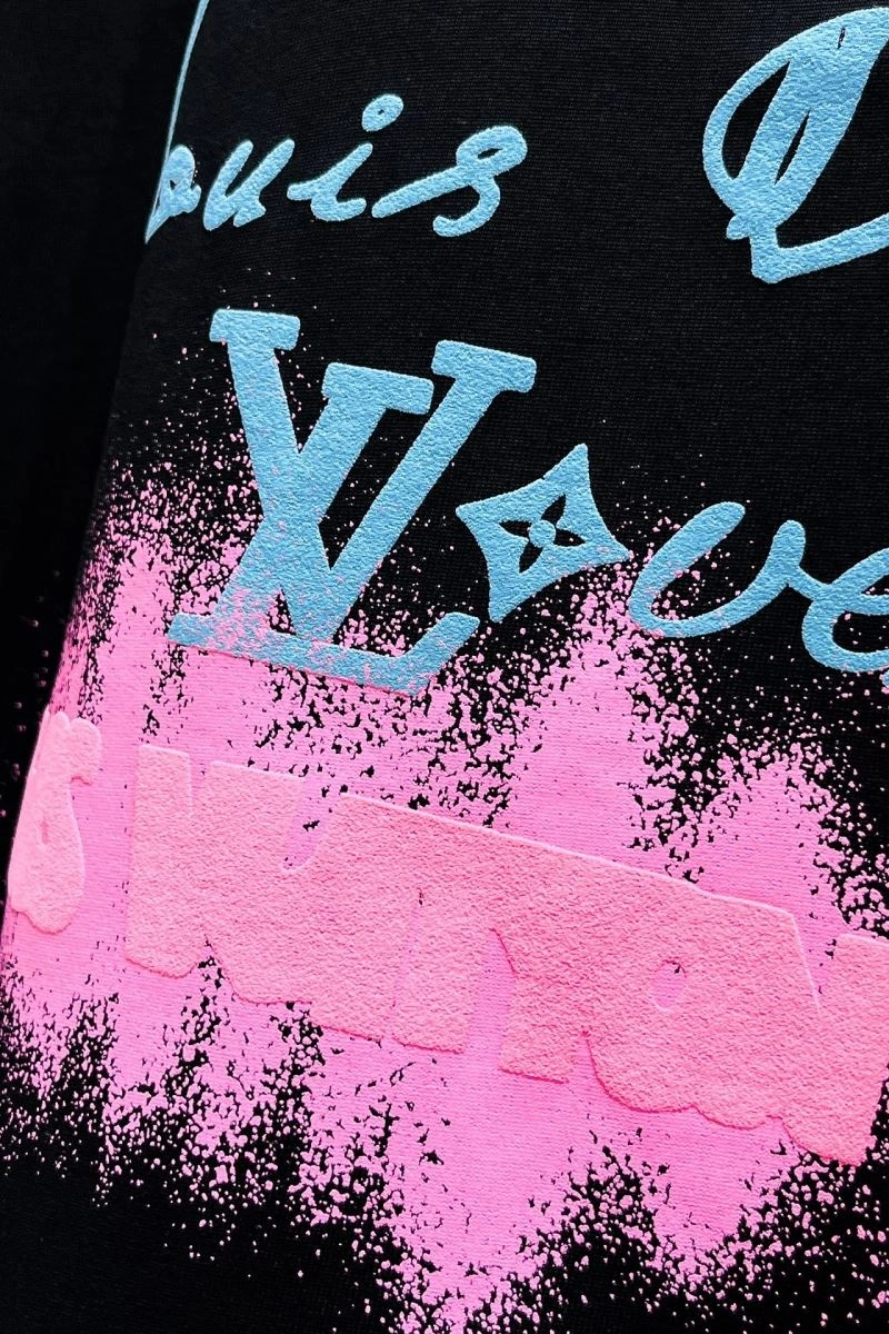 Low-cost Louis Vuitton T-Shirts