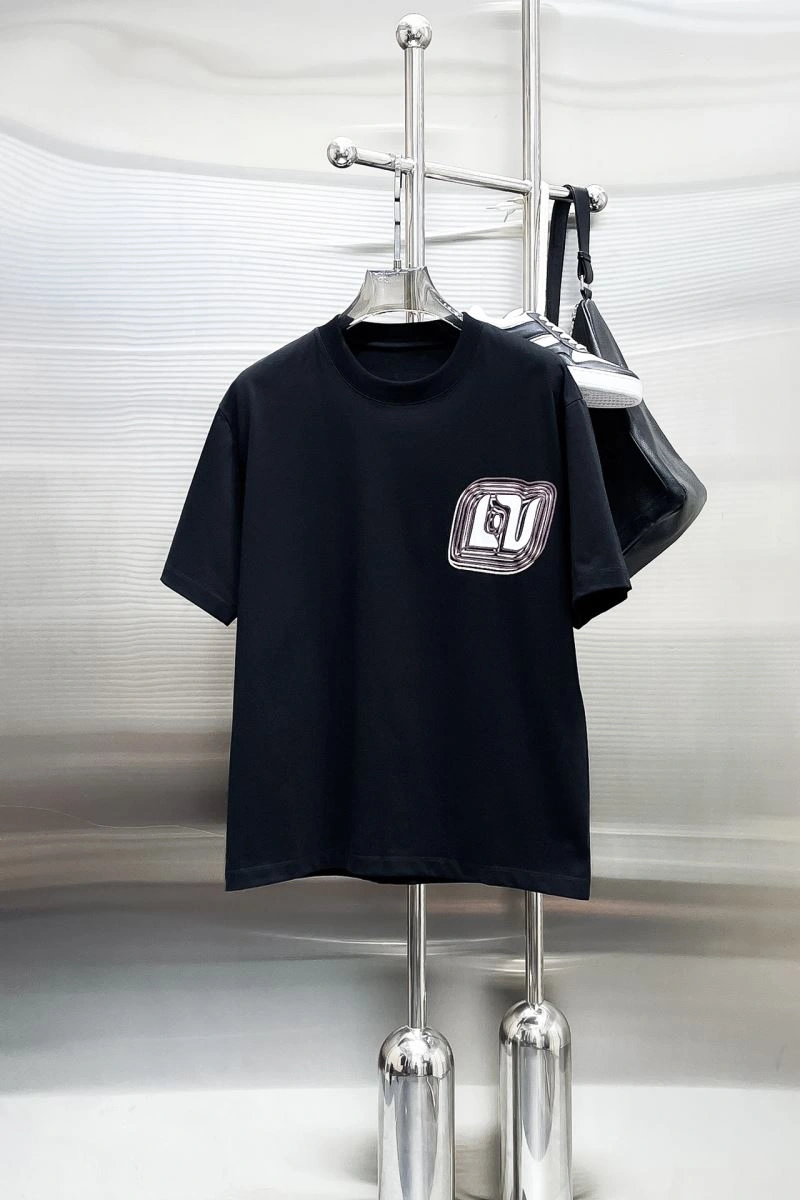 High fidelity Louis Vuitton T-Shirts