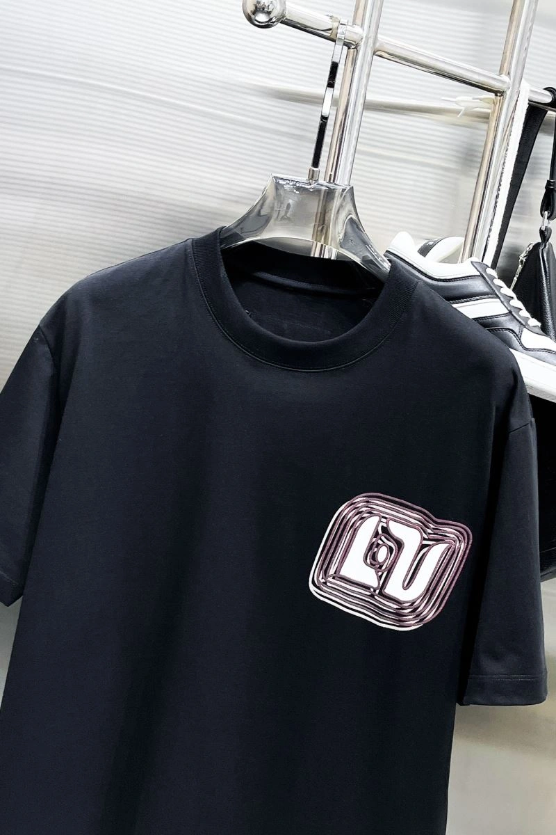 High fidelity Louis Vuitton T-Shirts
