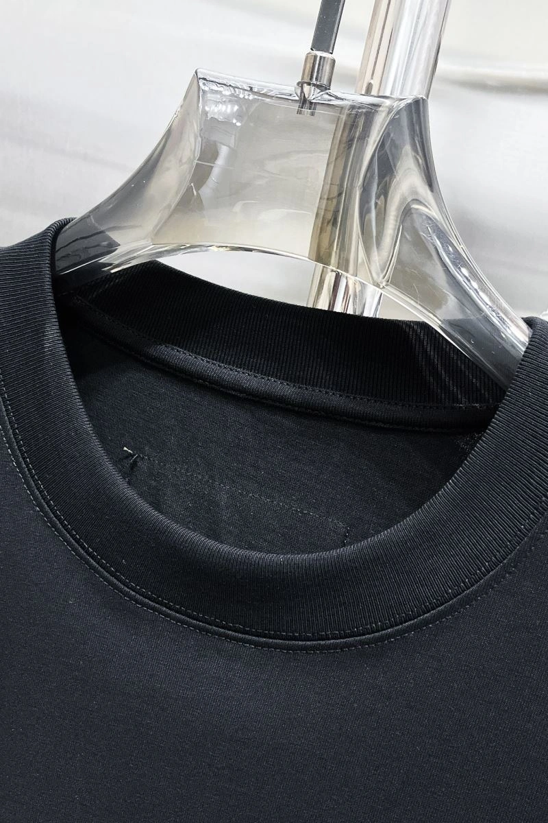 High fidelity Louis Vuitton T-Shirts