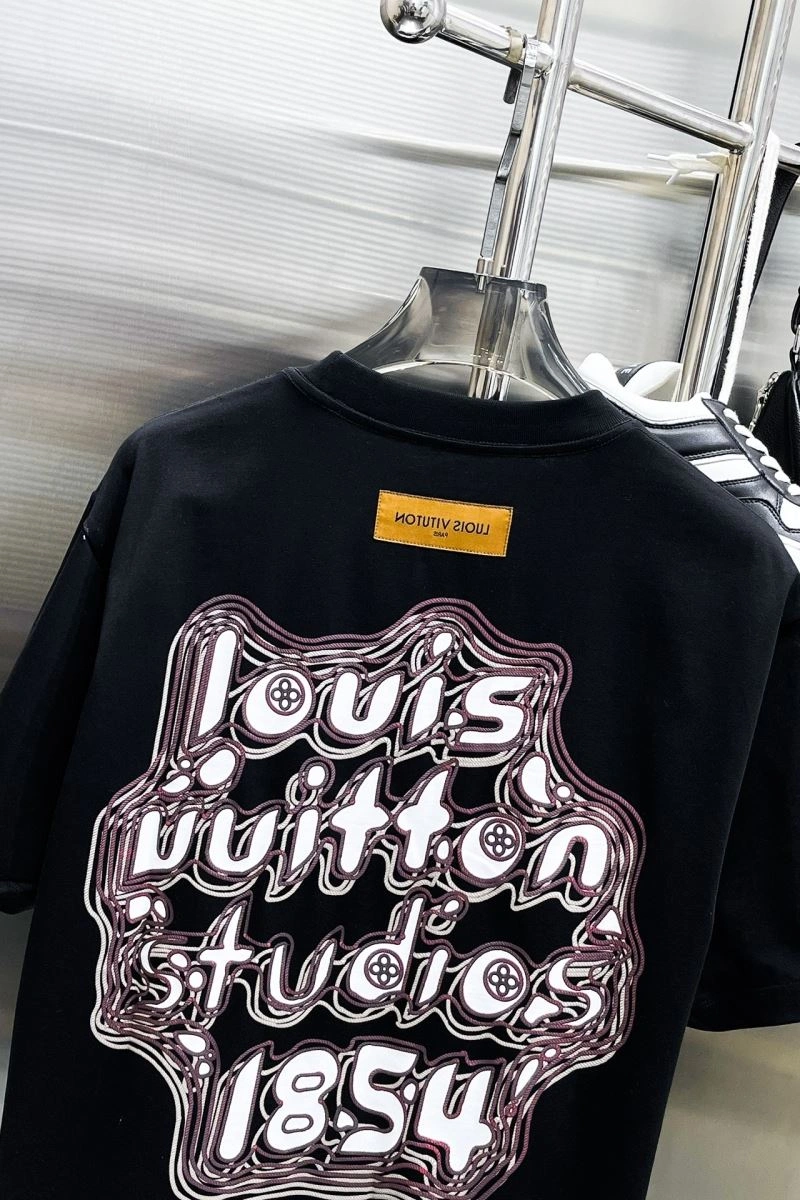 High fidelity Louis Vuitton T-Shirts