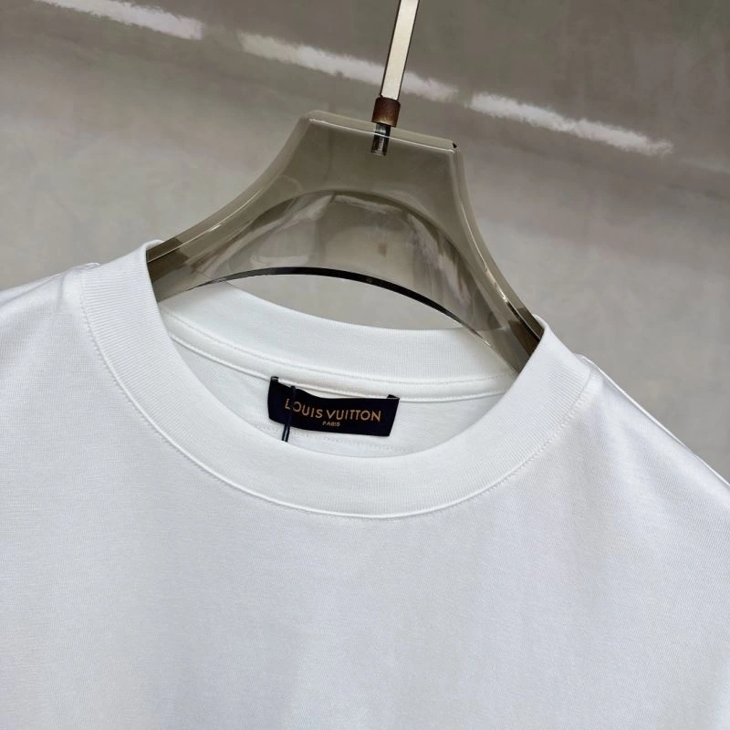 High fidelity Louis Vuitton T-Shirts