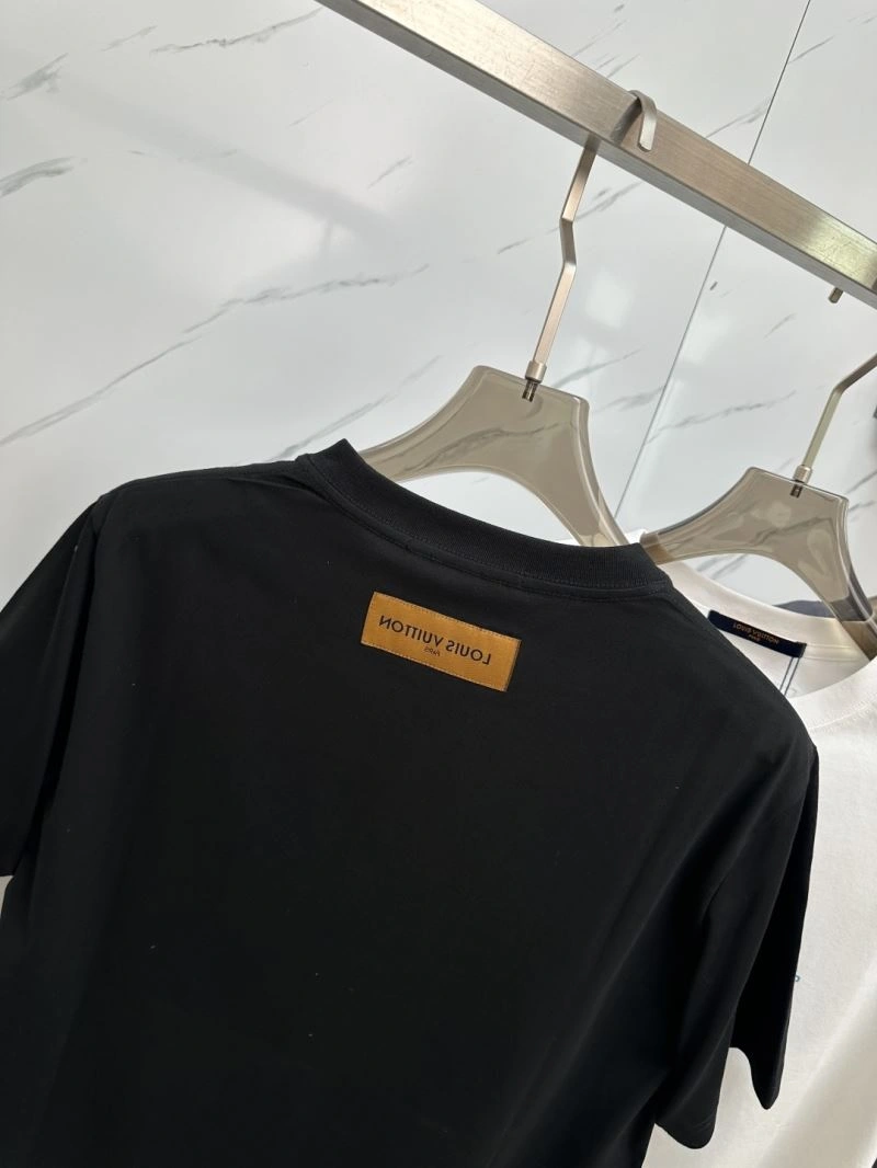 Low-cost Louis Vuitton T-Shirts