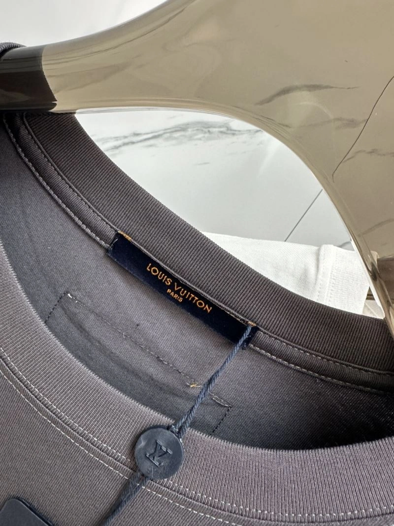 Indistinguishable Louis Vuitton T-Shirts