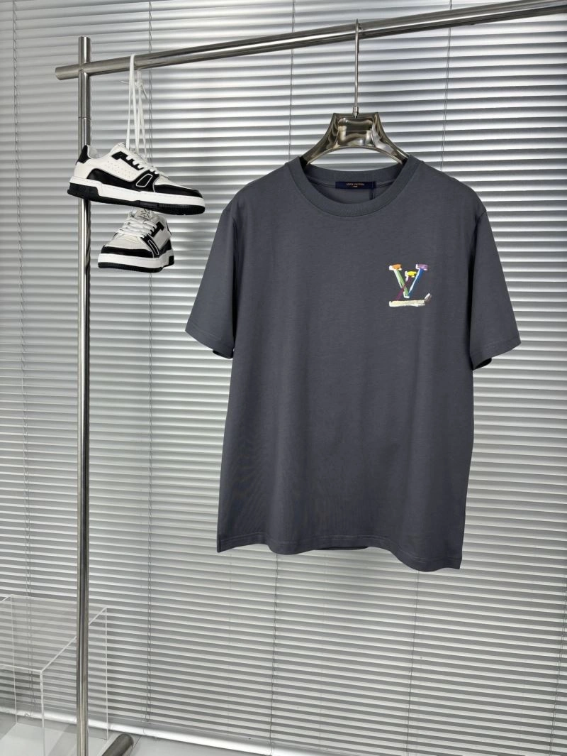 Low-cost Louis Vuitton T-Shirts