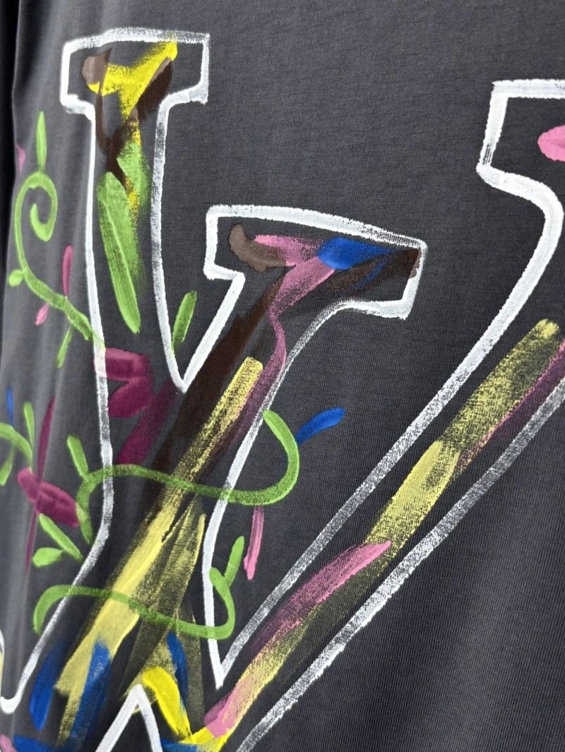 Low-cost Louis Vuitton T-Shirts
