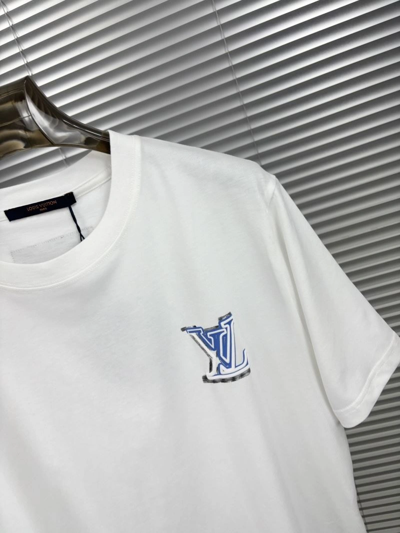 Top match Louis Vuitton T-Shirts