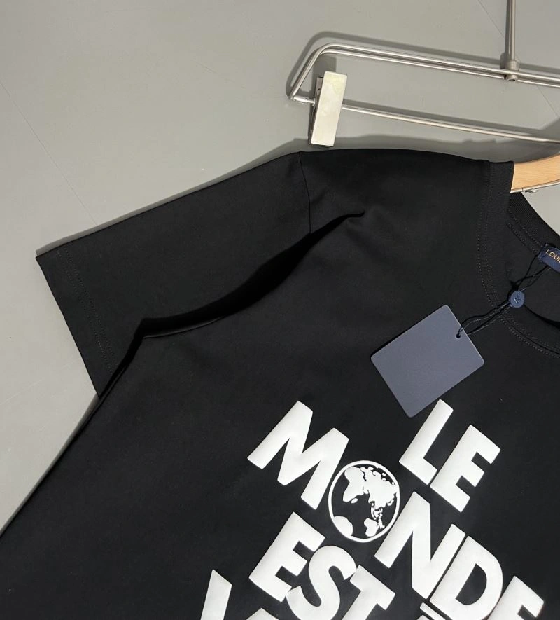 Factory-made Louis Vuitton T-Shirts