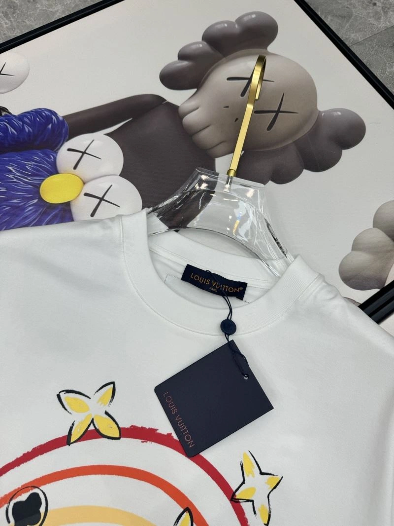 High accuracy Louis Vuitton T-Shirts