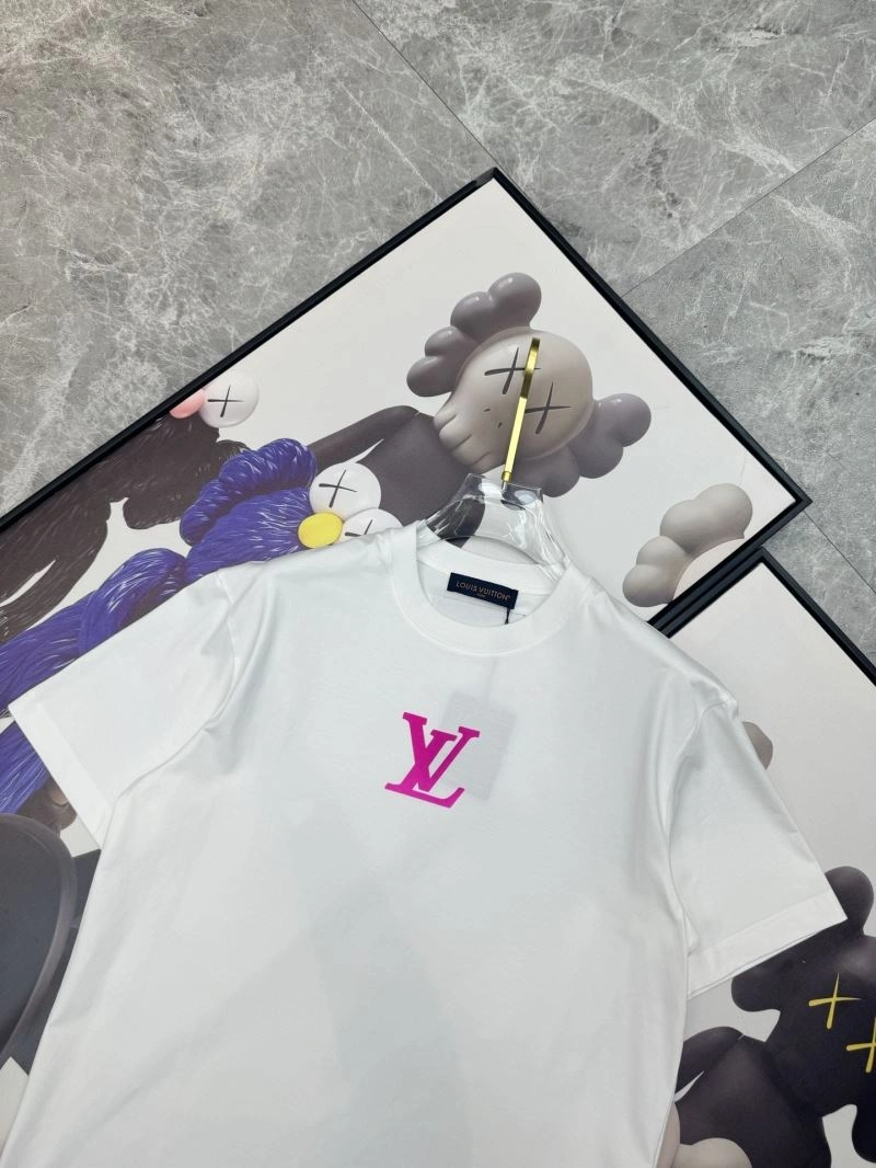 Perfect replica Louis Vuitton T-Shirts