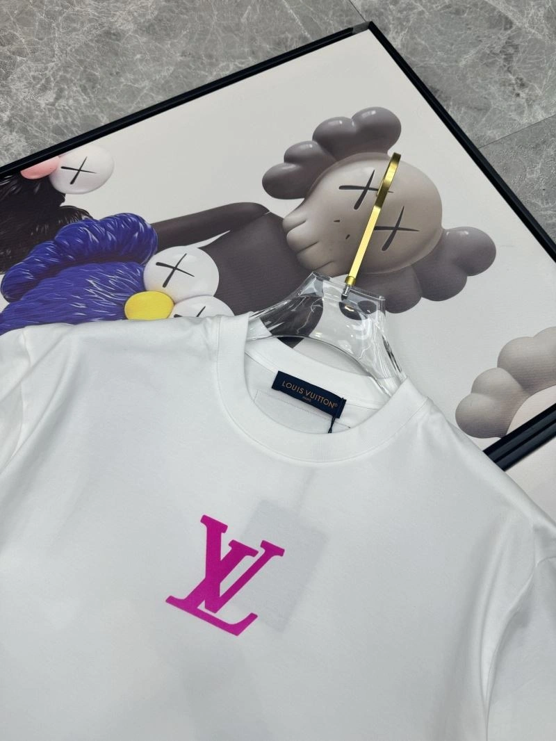 Perfect replica Louis Vuitton T-Shirts