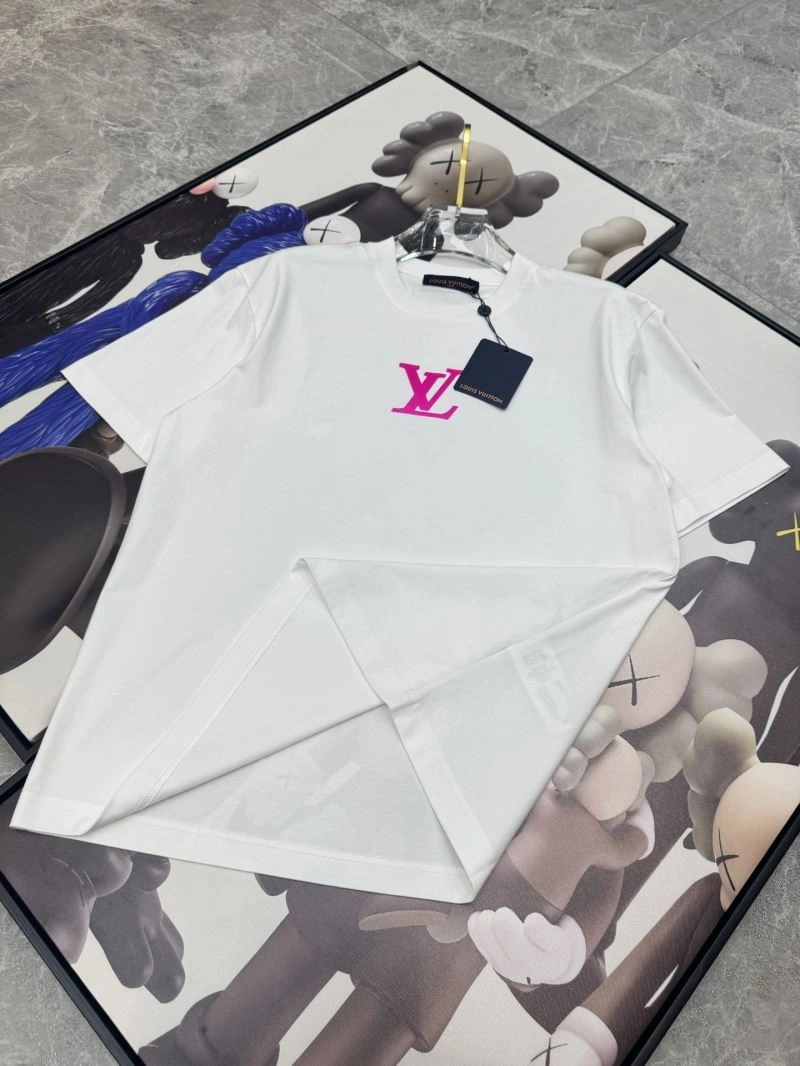 Perfect replica Louis Vuitton T-Shirts