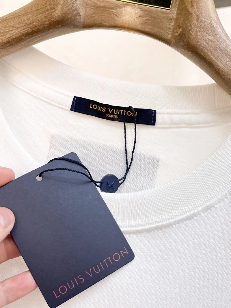 Low-cost Louis Vuitton T-Shirts