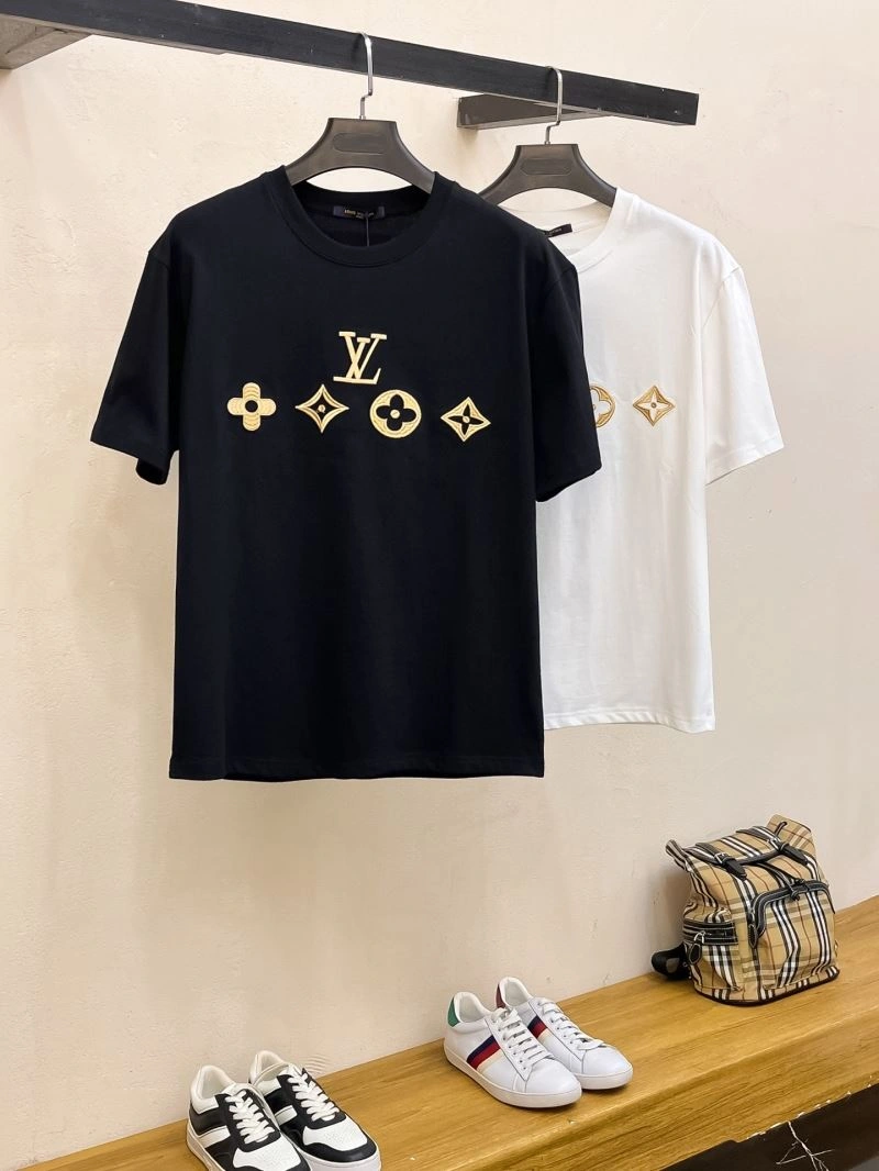 Low-cost Louis Vuitton T-Shirts