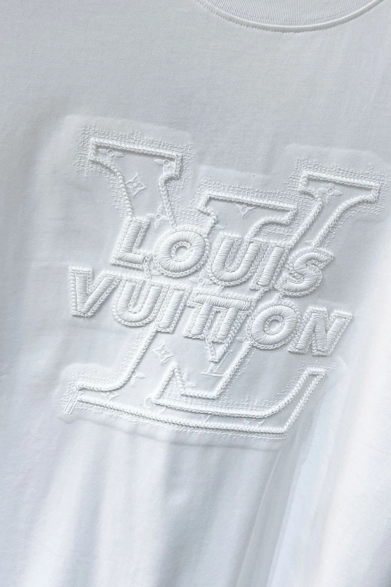 Bargain Louis Vuitton T-Shirts