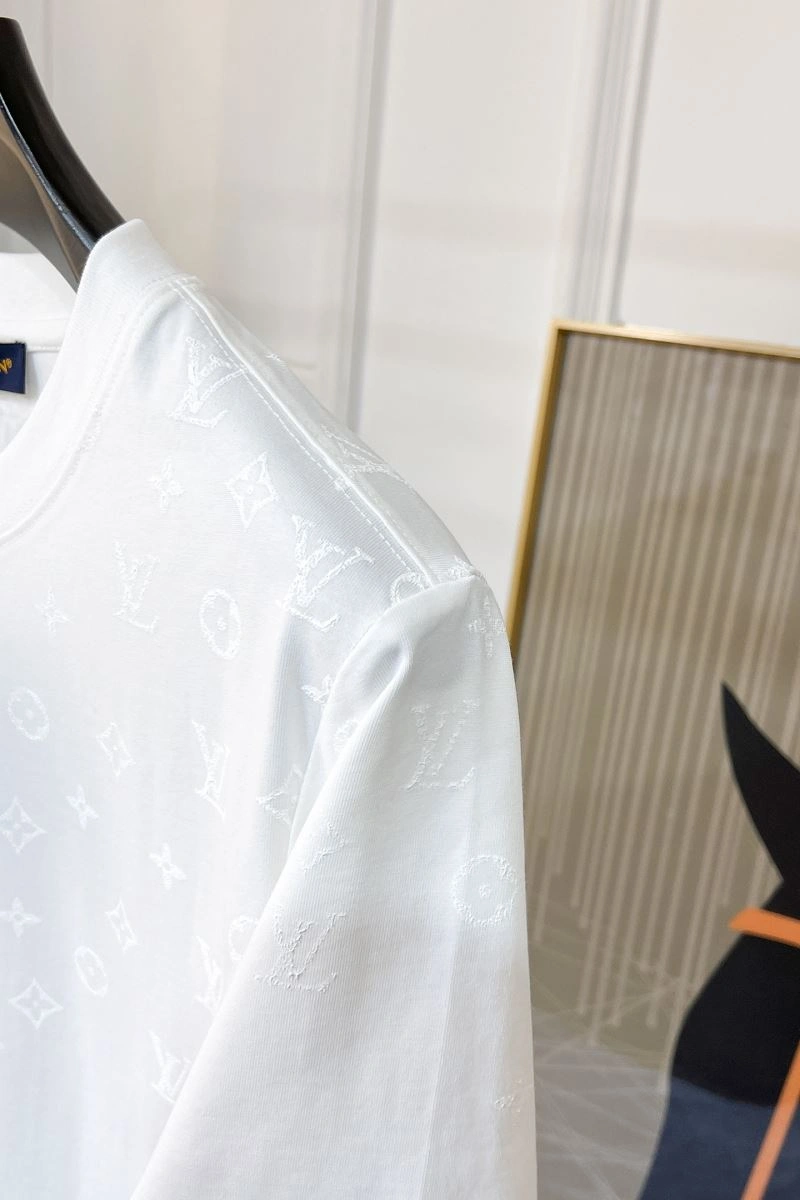 High accuracy Louis Vuitton T-Shirts