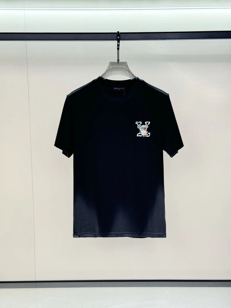Low-cost Louis Vuitton T-Shirts