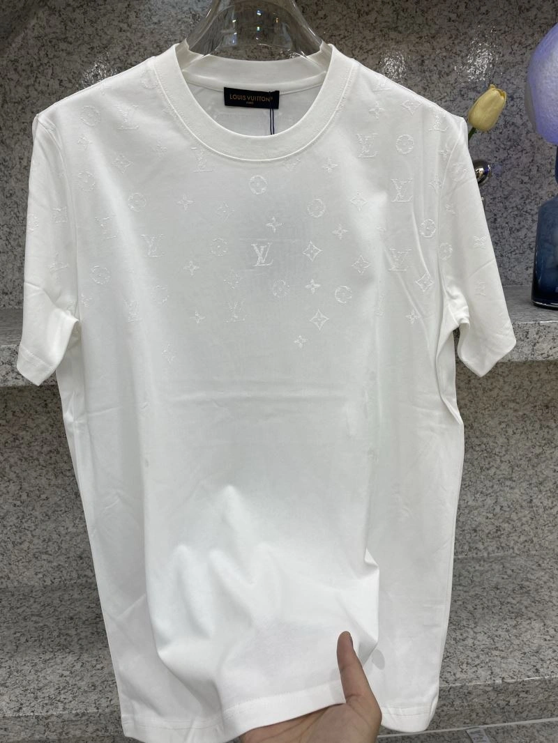Top mirror Louis Vuitton T-Shirts
