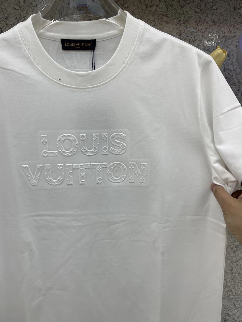 Top match Louis Vuitton T-Shirts