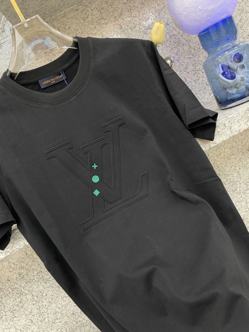 Top match Louis Vuitton T-Shirts