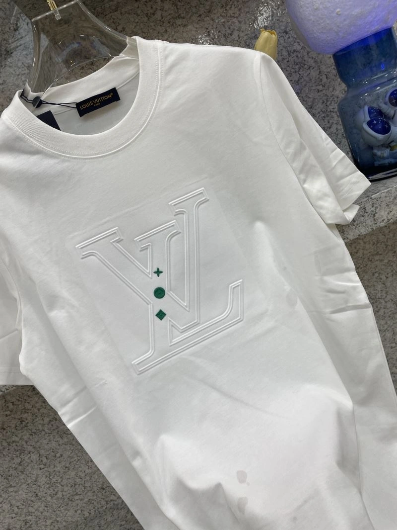 Top match Louis Vuitton T-Shirts