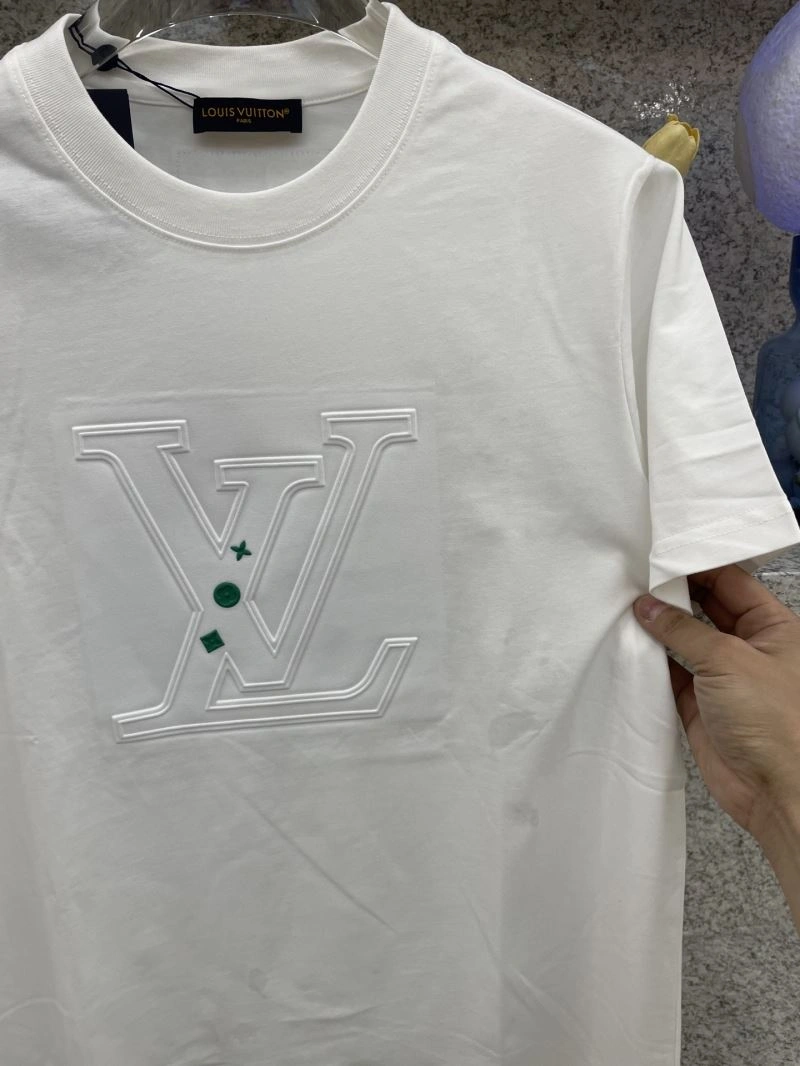 Top match Louis Vuitton T-Shirts