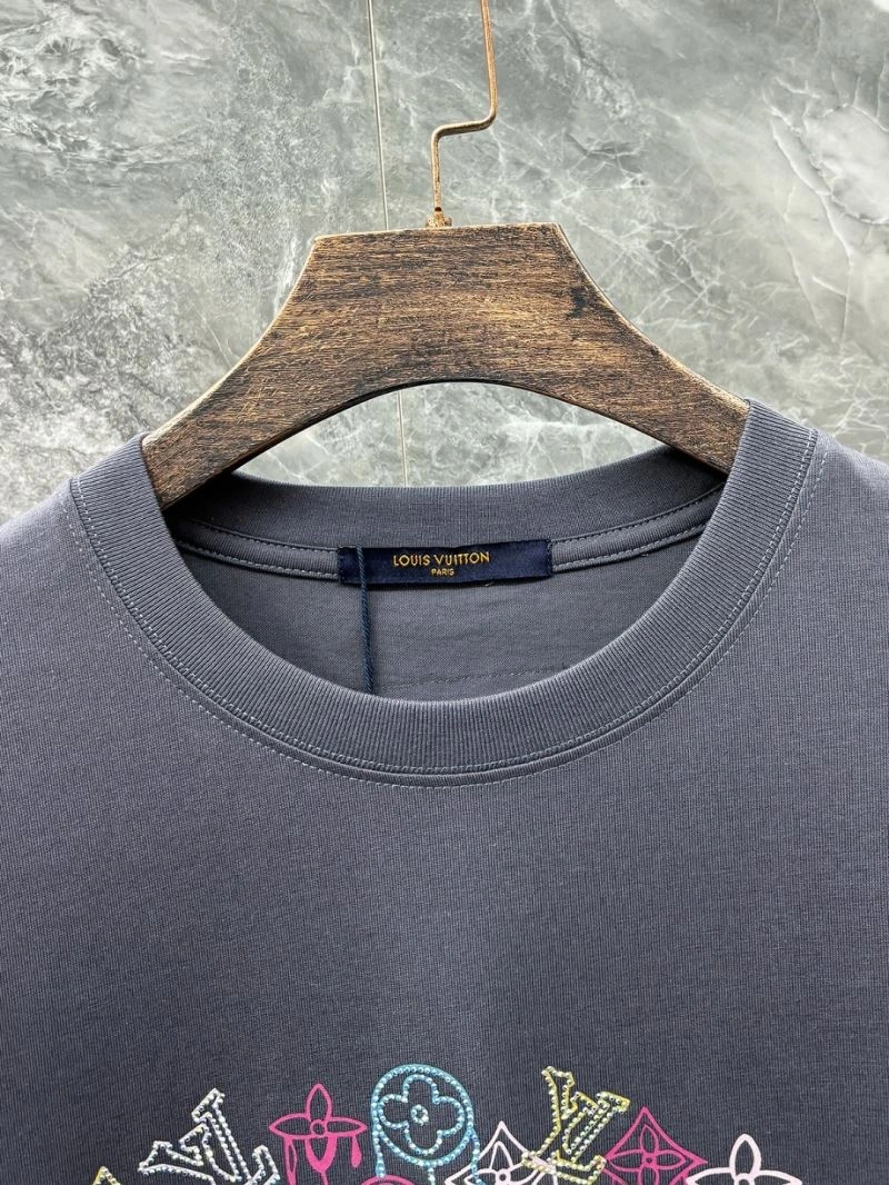 Precise copy Louis Vuitton T-Shirts