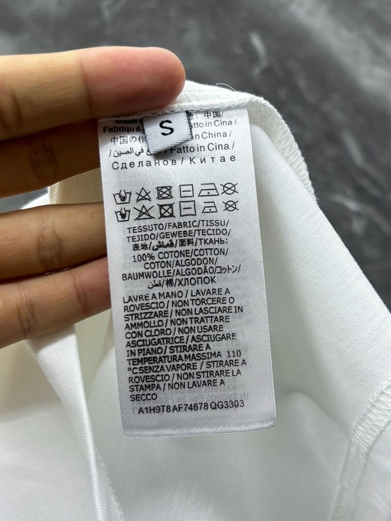 High fidelity Louis Vuitton T-Shirts