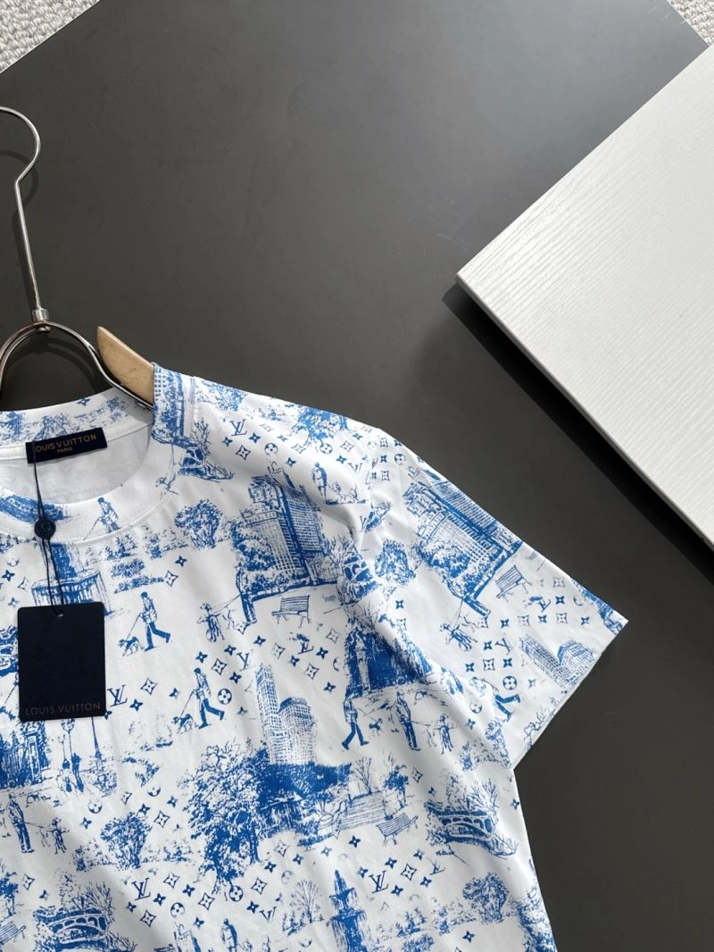 Top match Louis Vuitton T-Shirts
