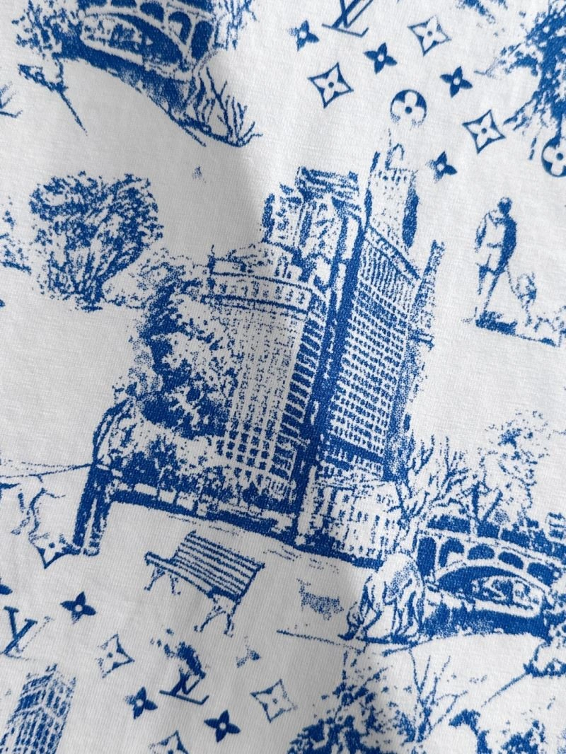Top match Louis Vuitton T-Shirts