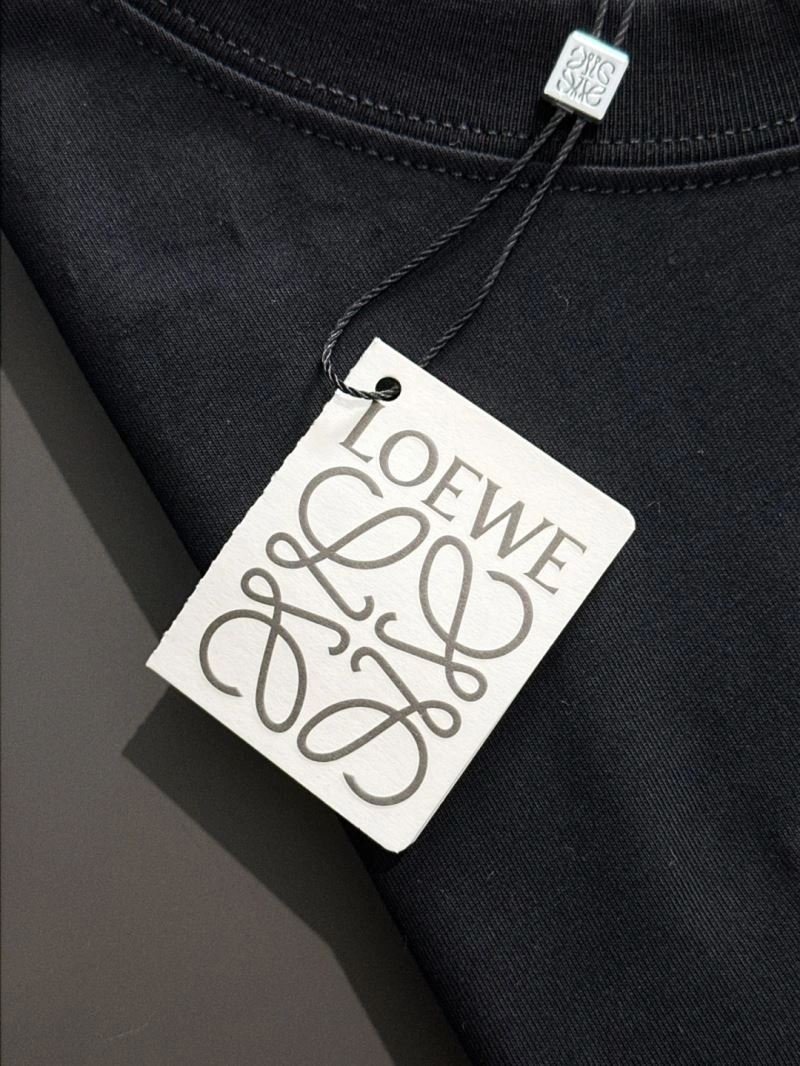 Indistinguishable Louis Vuitton T-Shirts