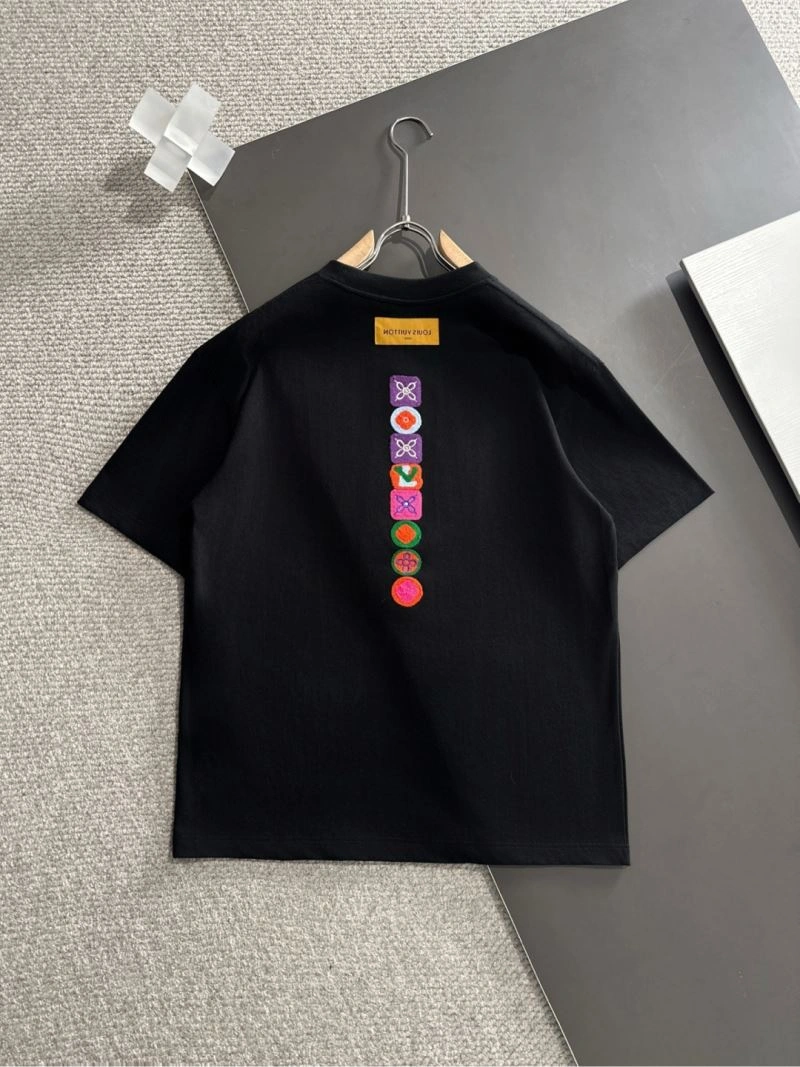 Low-cost Louis Vuitton T-Shirts