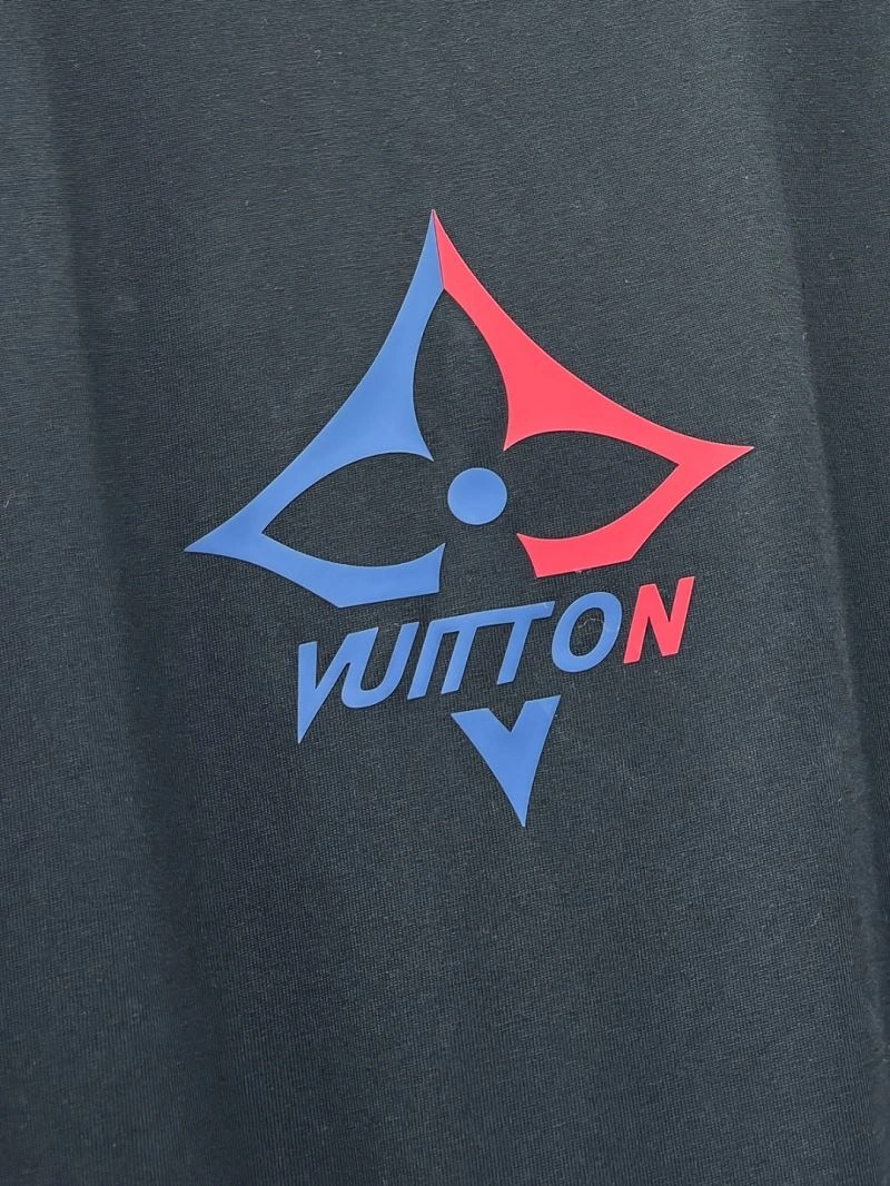 Cut-rate Louis Vuitton T-Shirts