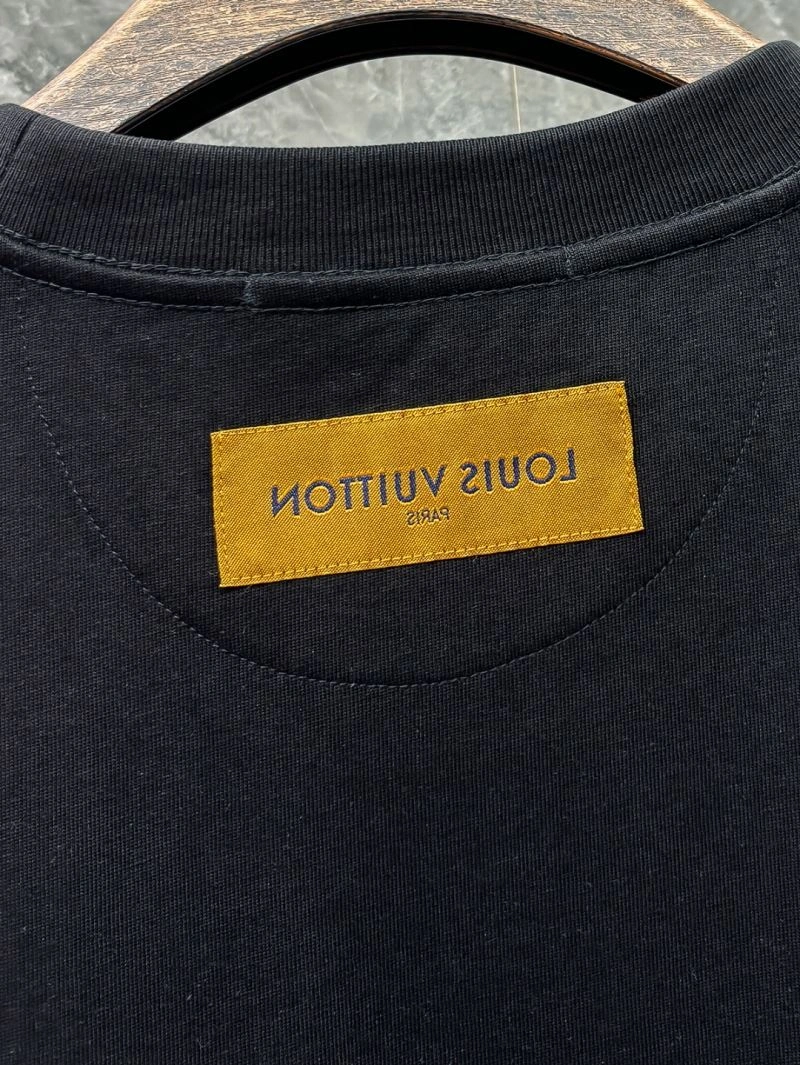 High fidelity Louis Vuitton T-Shirts