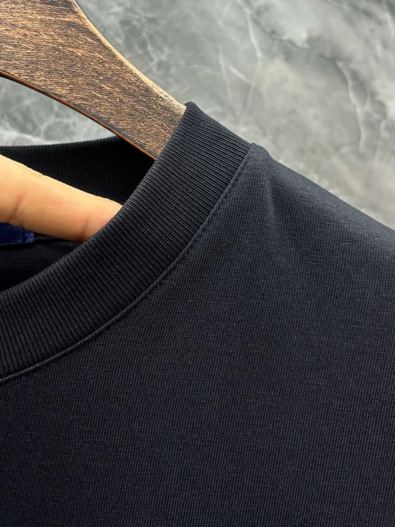 High fidelity Louis Vuitton T-Shirts