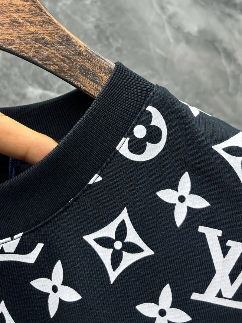 Exact replica Louis Vuitton T-Shirts