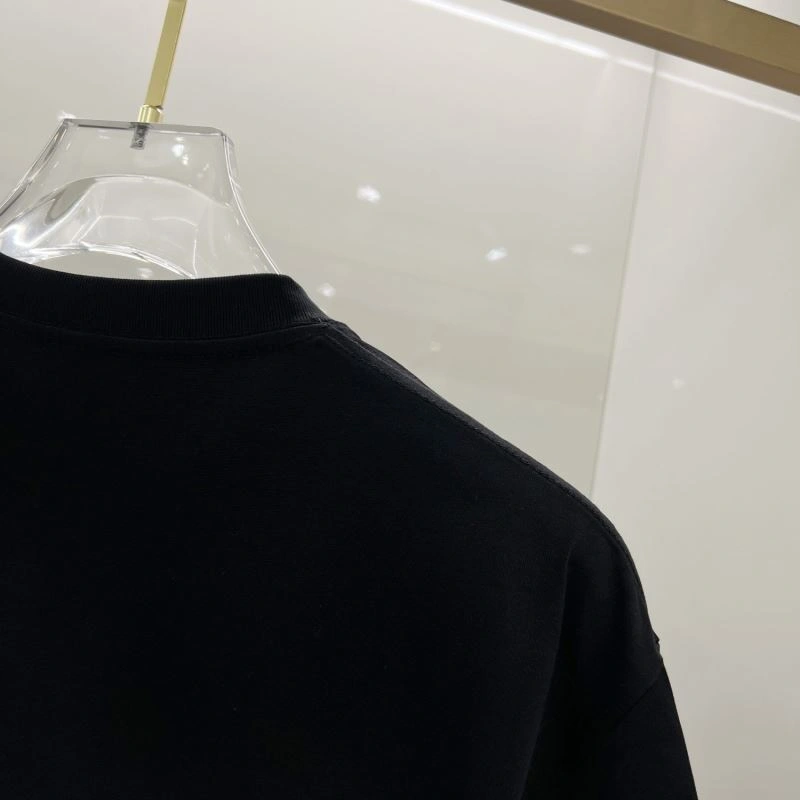 Reasonably priced Louis Vuitton T-Shirts
