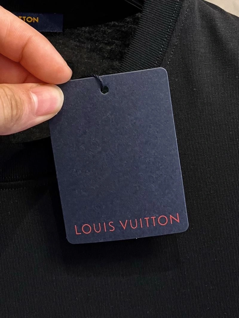 High fidelity Louis Vuitton T-Shirts