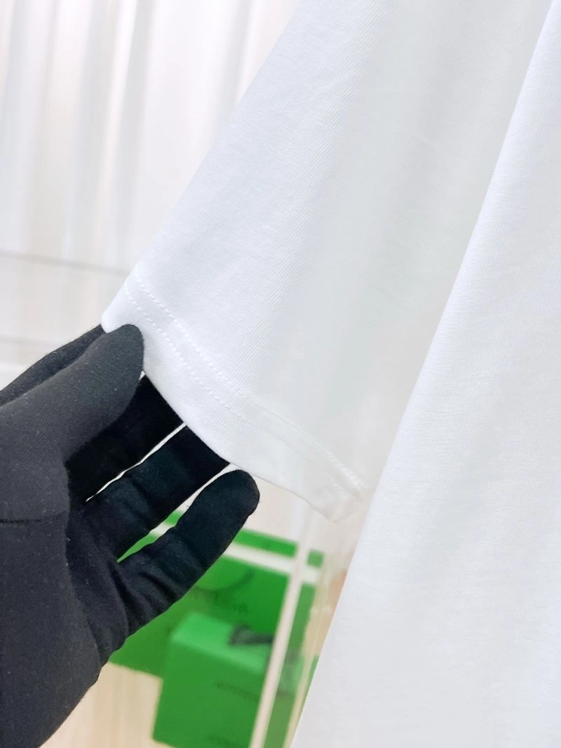Official Louis Vuitton T-Shirts
