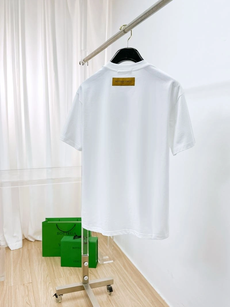 Precise copy Louis Vuitton T-Shirts