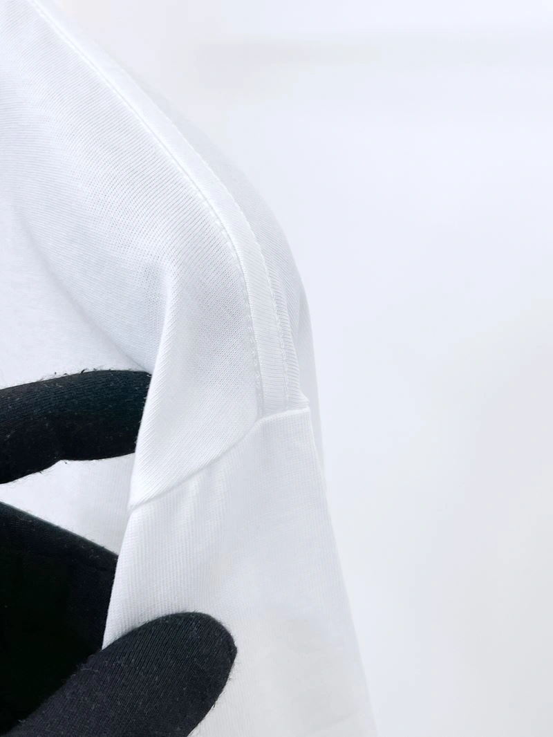 Precise copy Louis Vuitton T-Shirts