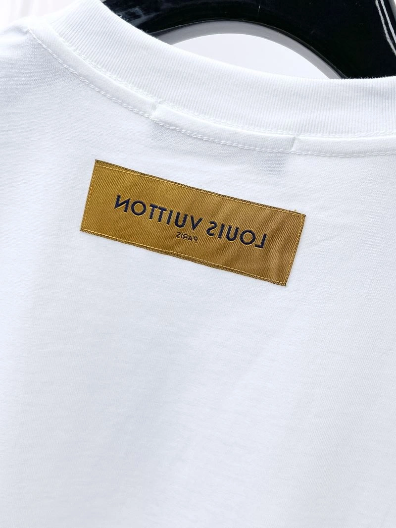 Precise copy Louis Vuitton T-Shirts