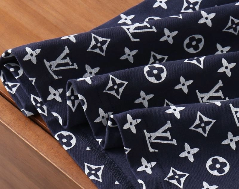 Top mirror Louis Vuitton T-Shirts