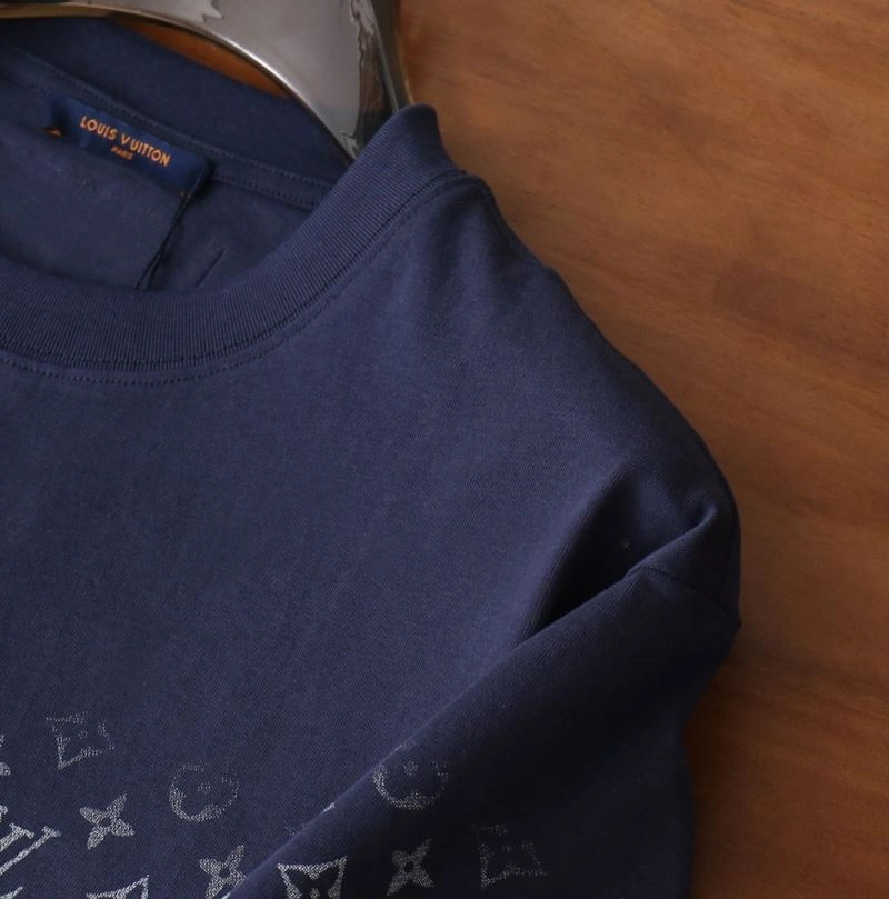 Top mirror Louis Vuitton T-Shirts