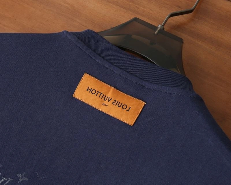 Top mirror Louis Vuitton T-Shirts