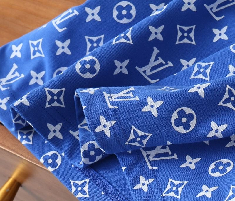 Factory-made Louis Vuitton T-Shirts